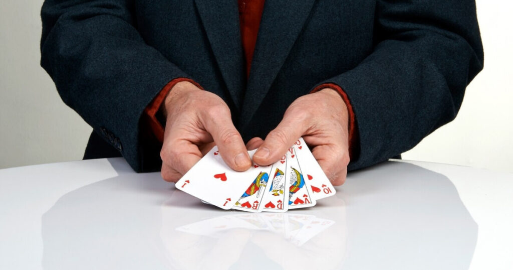 How to Play Double Solitaire: Setup, Rules and Strategies